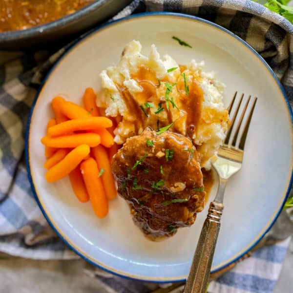 Old Fashioned Salisbury Steak Recipe - Katie's Cucina
